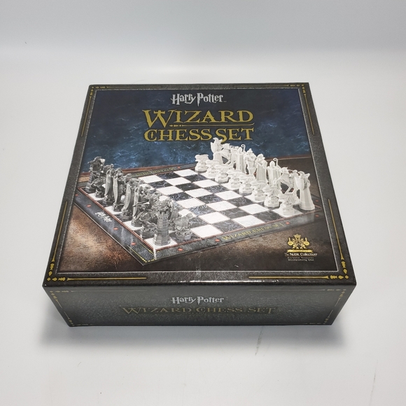 The Noble Collection | Games | Harry Potter Wizard Chess Set The Noble ...